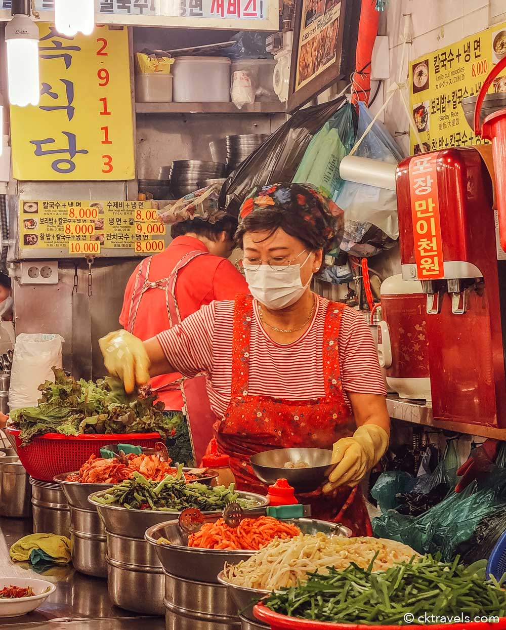 Kalguksu Alley in Namdaemun Market Guide, Seoul - South Korea Hallyu